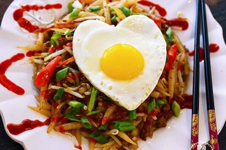 How to Cook Rice Noodles (in 4 Different Ways) - The Fork Bite