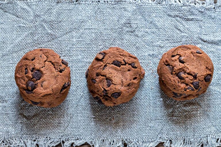 Best Way to Reheat Cookies to Make Them Softer - The Fork Bite