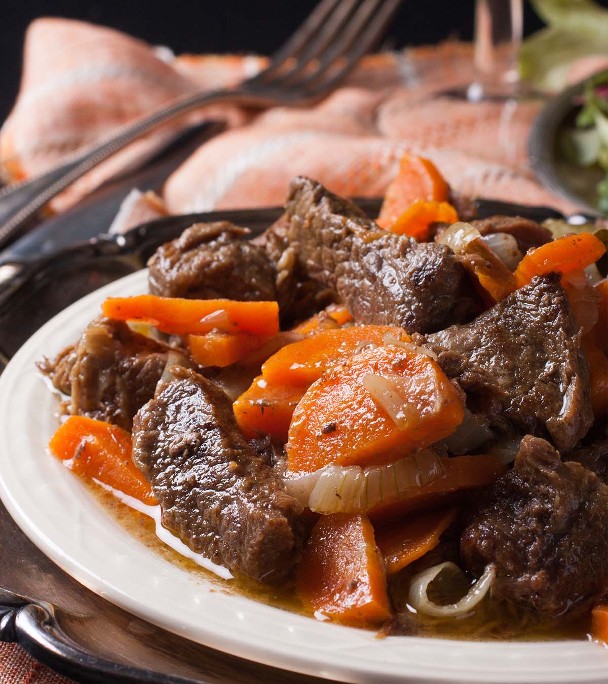 Beef Caldereta Slow Cooker (Beef Stew) - The Fork Bite