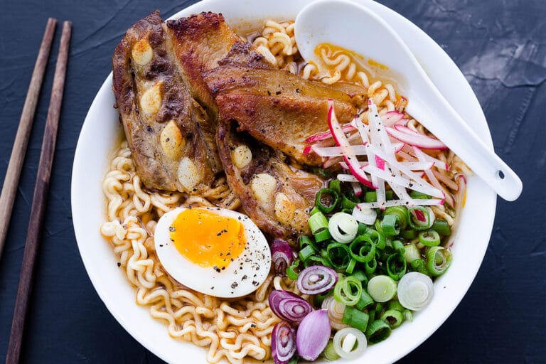 How to Reheat Ramen (Tried and Tested) - The Fork Bite