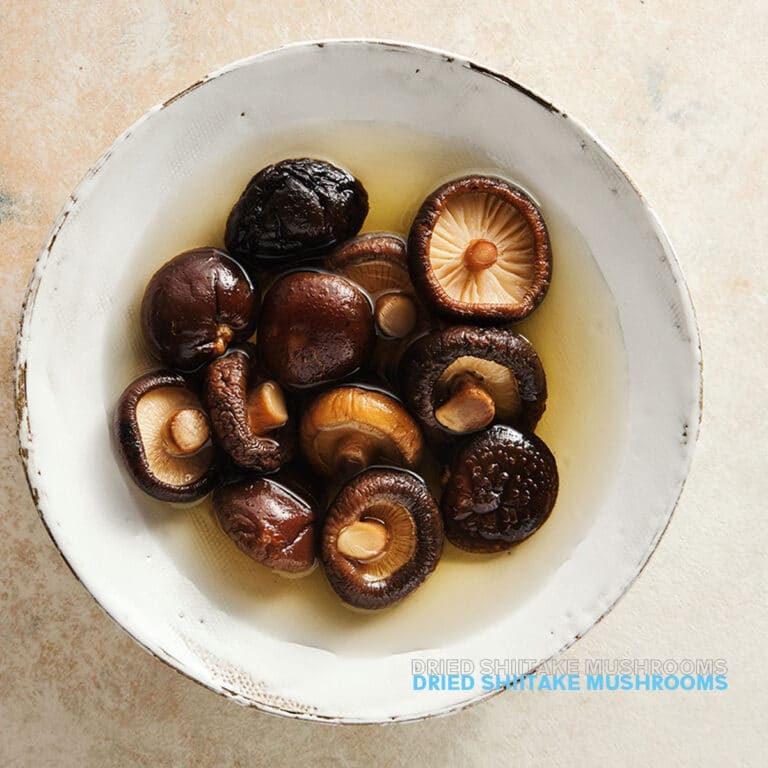 How to Rehydrate Shiitake Mushrooms - The Fork Bite