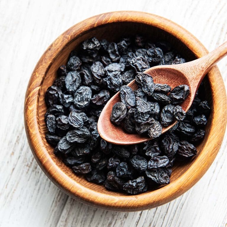 Can You Freeze Raisins: The Ultimate Guide - The Fork Bite