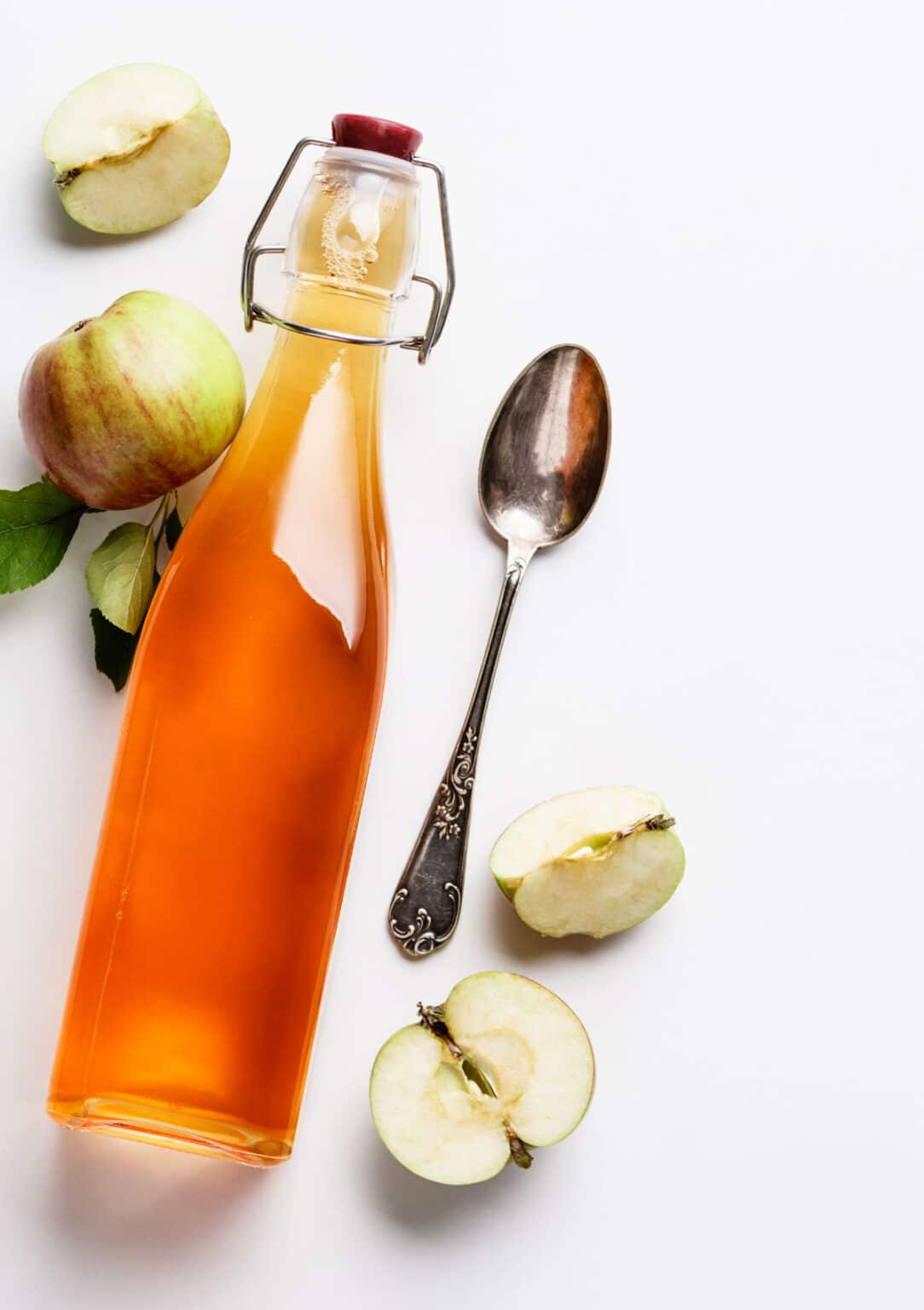 Vinaigrette vs Vinegar: Know What are the Differences - The Fork Bite